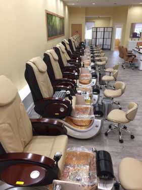 Polished Nail Salon